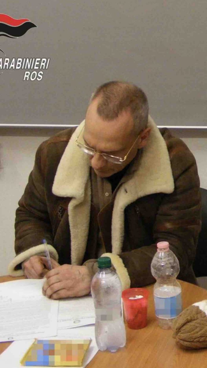 “Iddu”: Un Film che Esplora la Vita di Matteo Messina Denaro ...